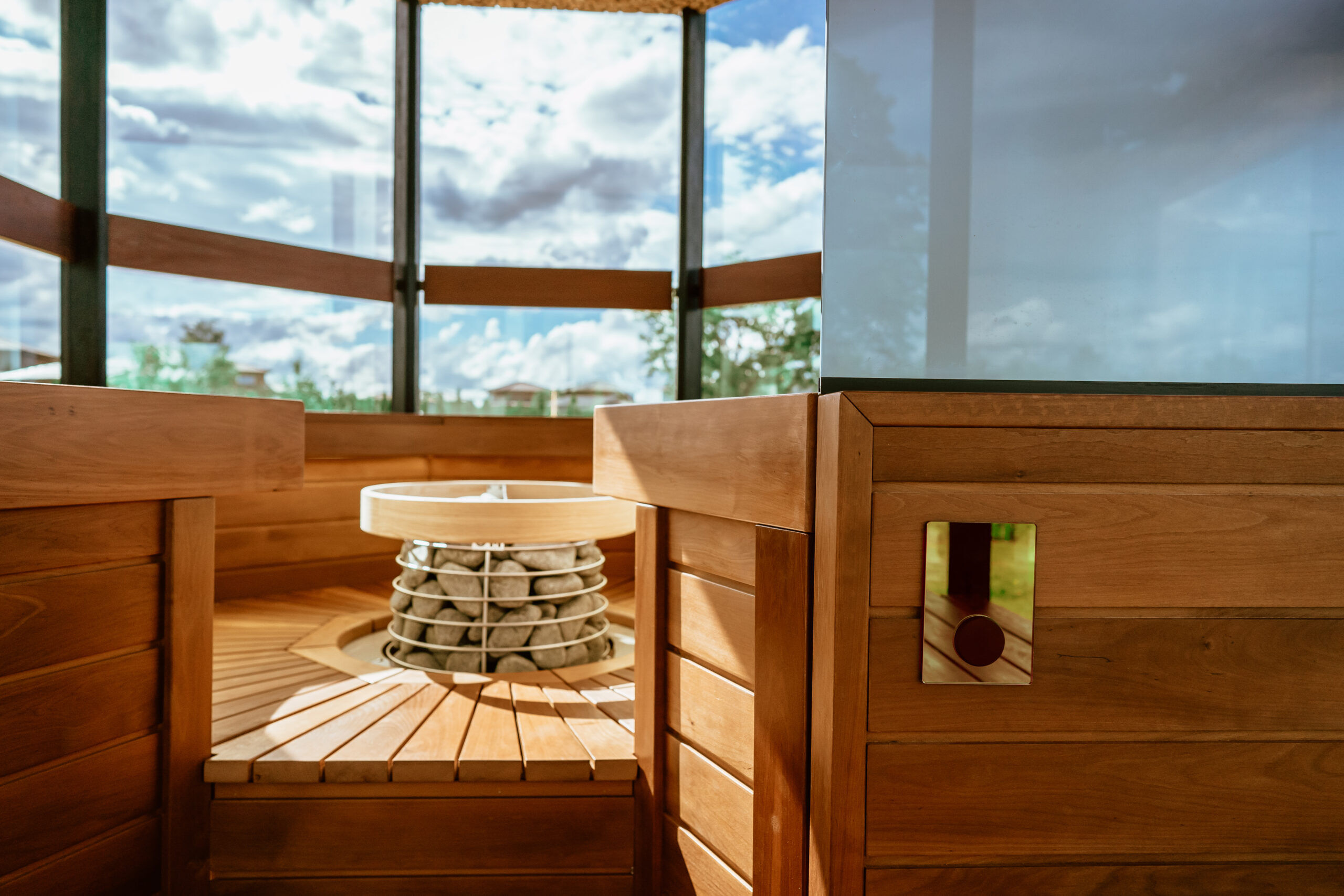 How to choose a controller for an electric sauna heater? - HUUM